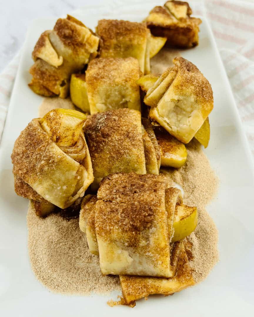 Mini Apple Pie Bites - It Is a Keeper