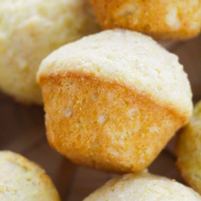 Mini Cornbread Muffins - It Is a Keeper