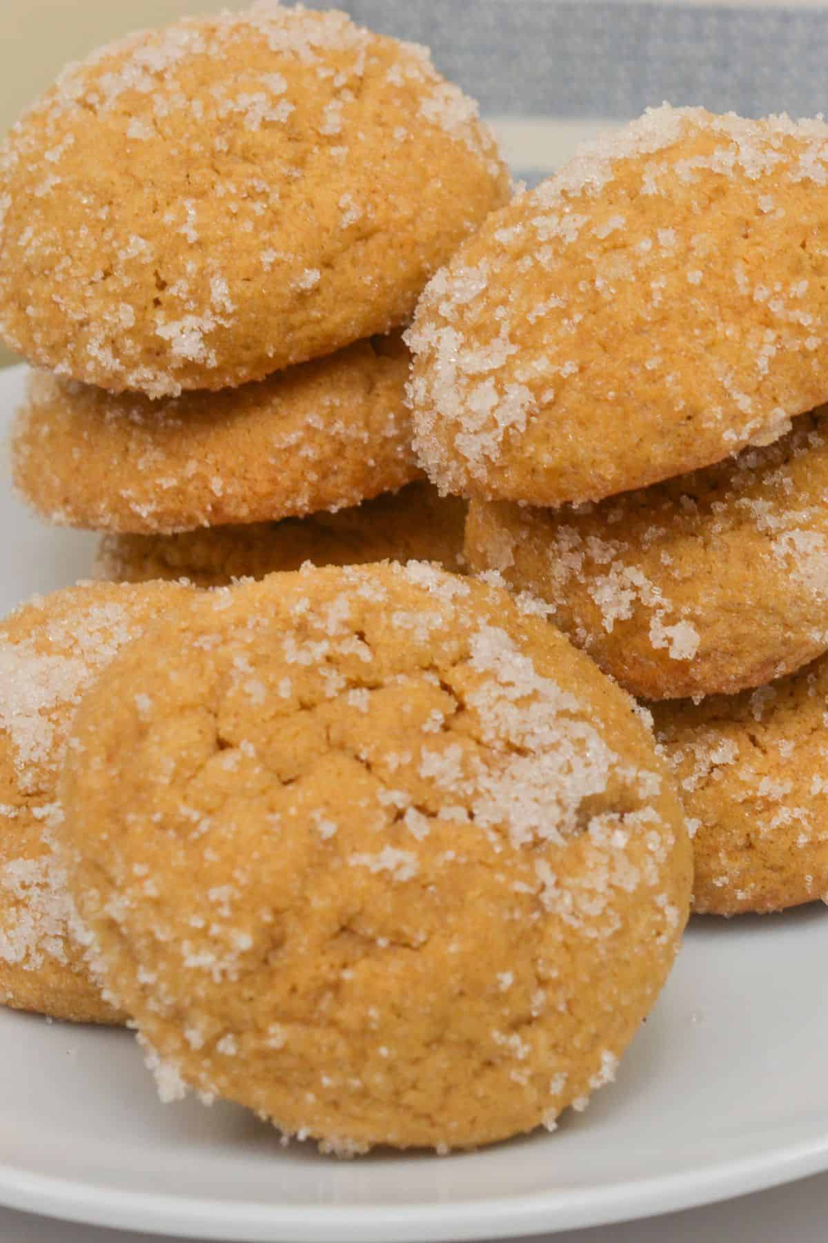 Ginger Molasses Cookies - It Is a Keeper
